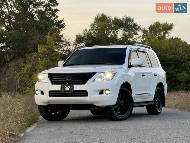 Lexus LX 2008 б/у [JTJHY00W684005665] цена 19900$, купить в Украине ...
